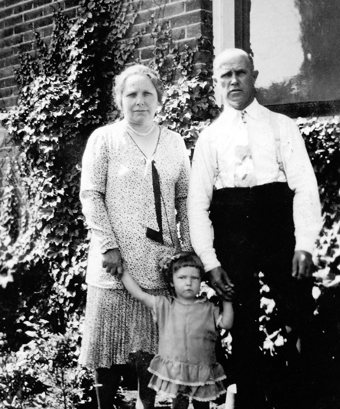 Flo’s Grave: The Haunted Legend & Tragic Truth - The Dead History