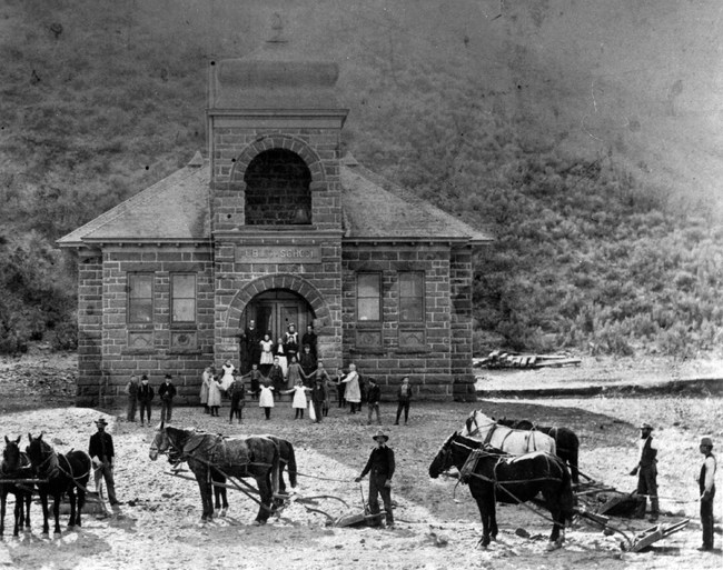 Thistle Utah Landslide Disaster - The Dead History